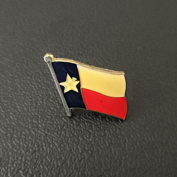 Vintage | Accessories | Vintage Texas Flag Pin | Poshmark